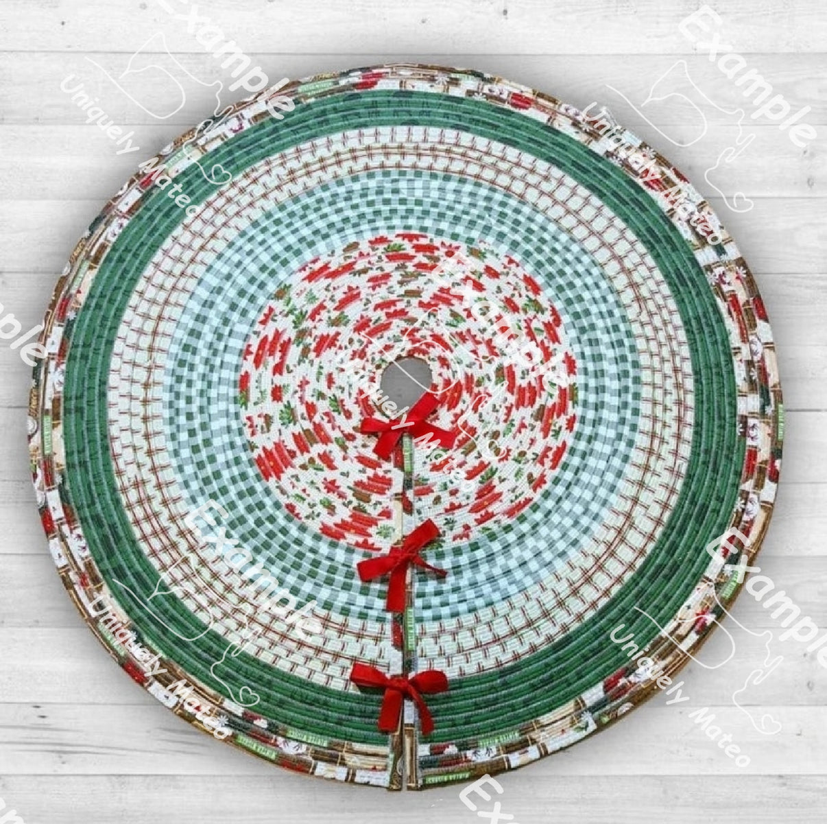 Custom Jelly Roll-Rug Tree Skirt – uniquelymateo